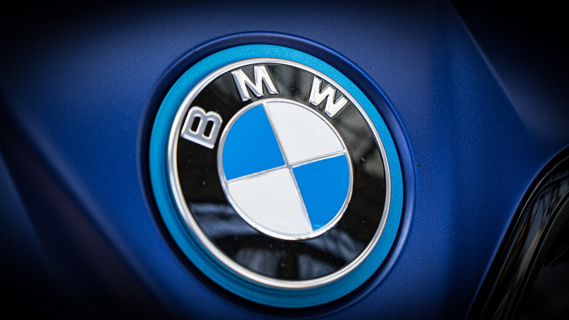 Pro BMW pracují chytré mozky. Firma si patentuje koloběžku se zajímavou ...